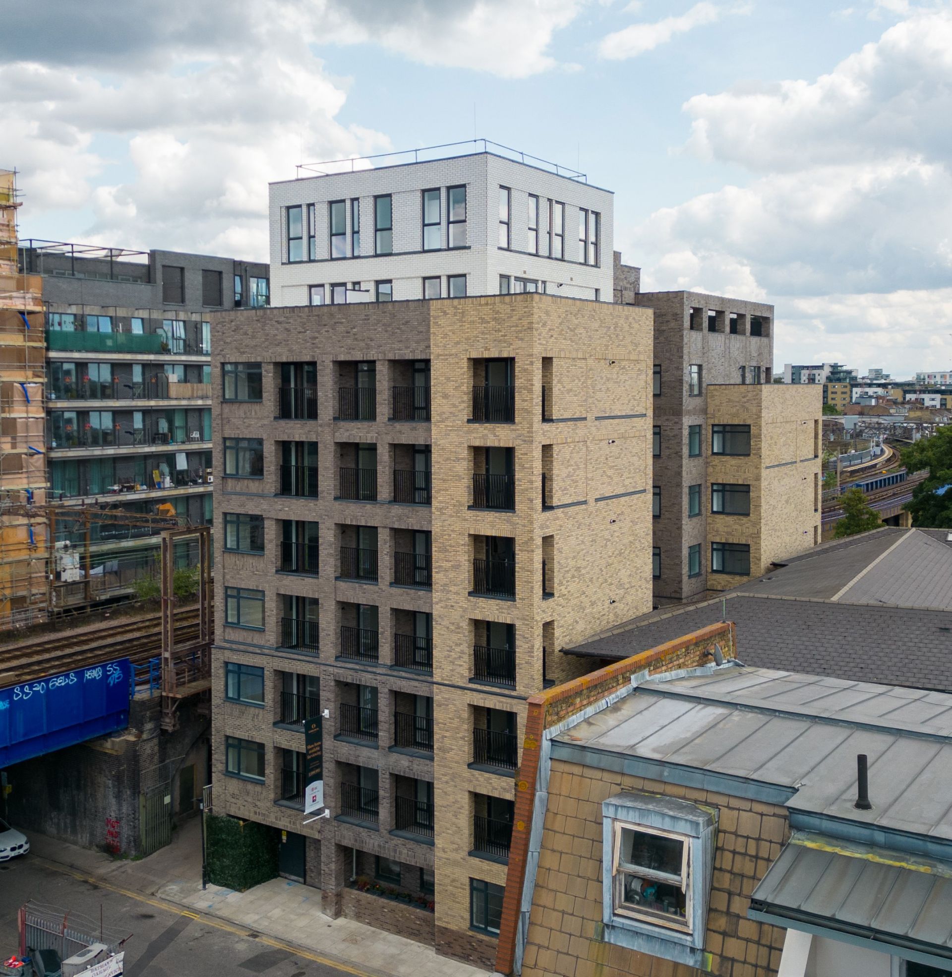 33 Caroline Street — Antvic LTD — Construction Specialist